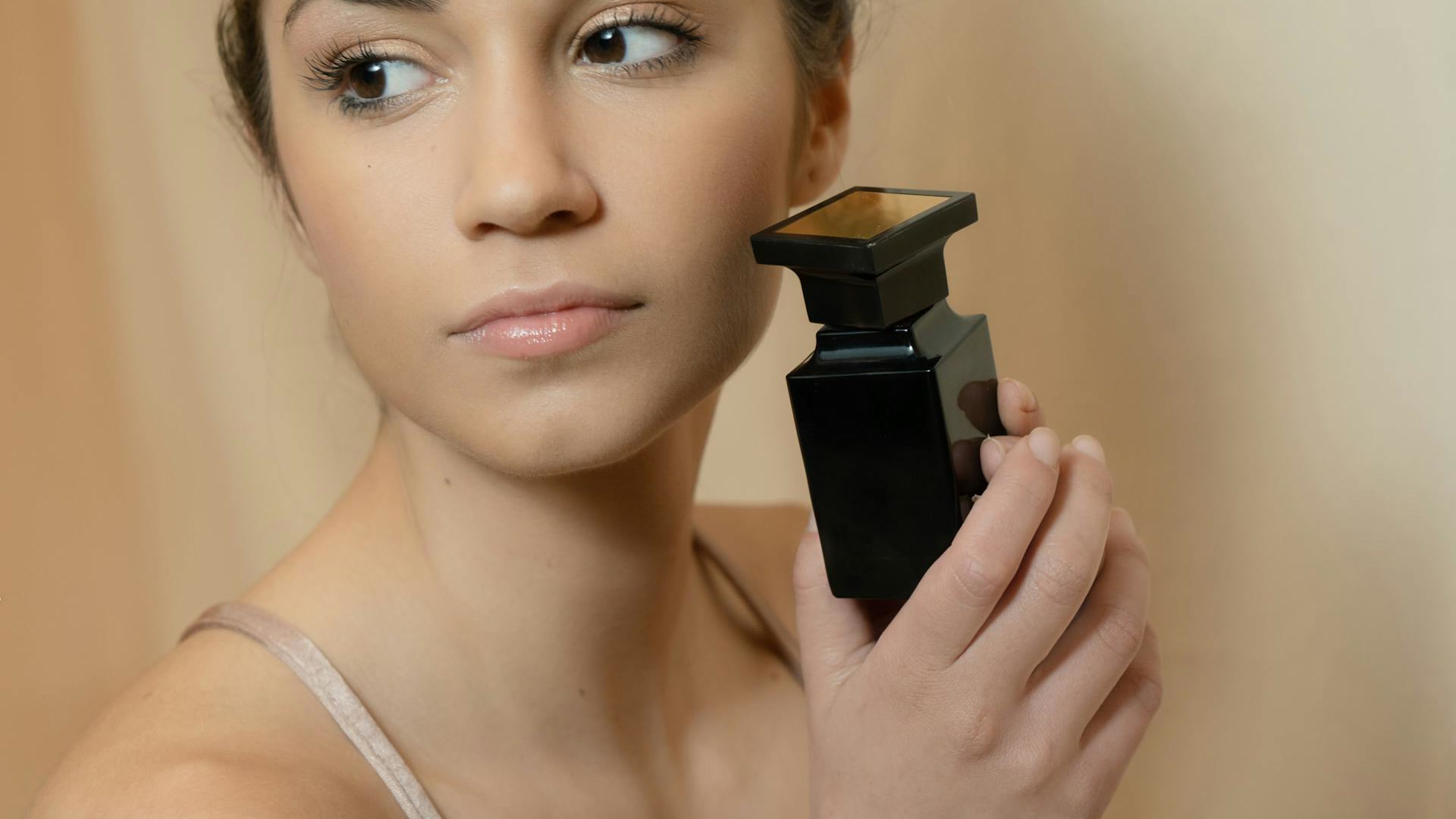 Fragrance Families for Men Explained | He Smells So Good | He Smells So ...